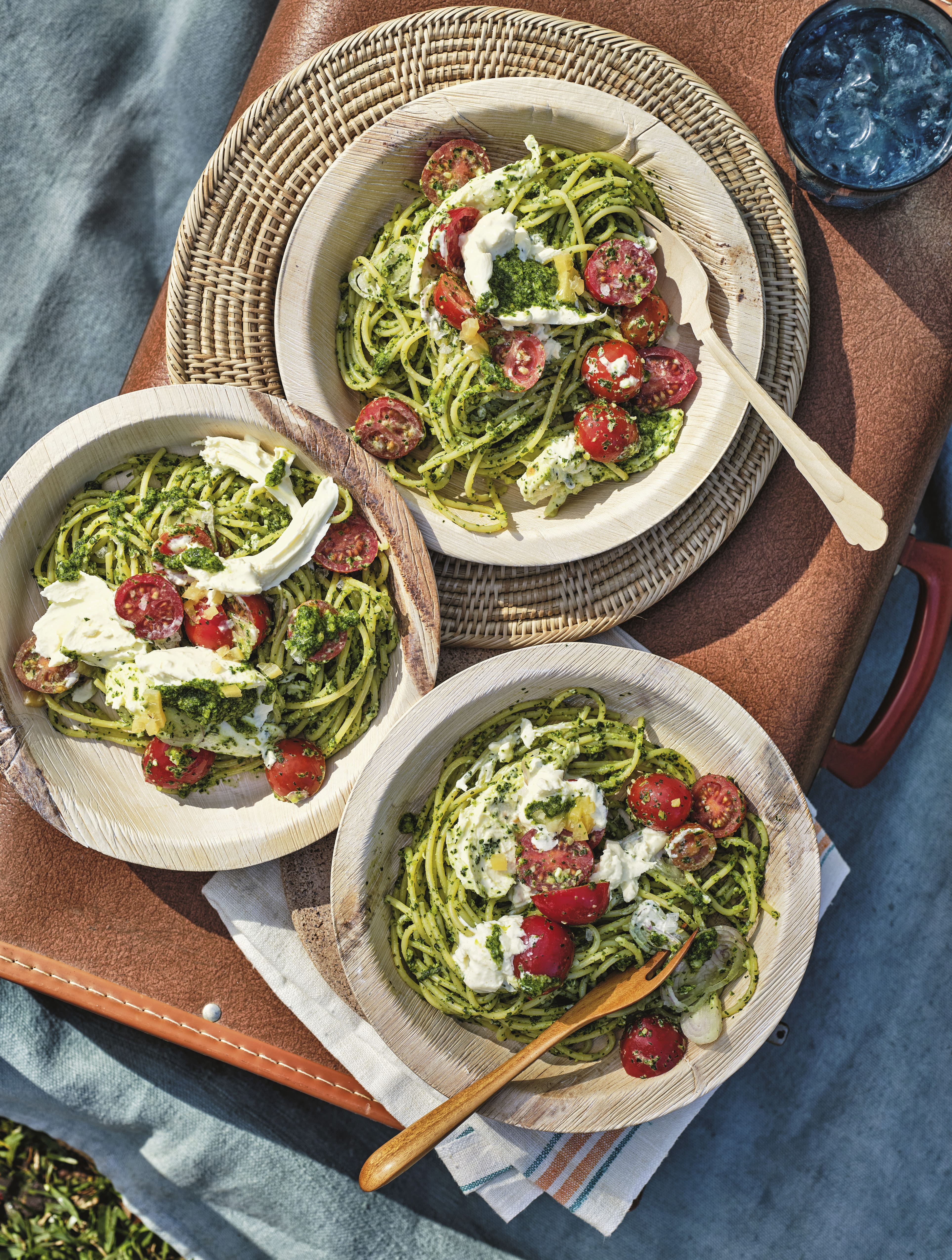Macarrons integrals amb pesto de carbassó