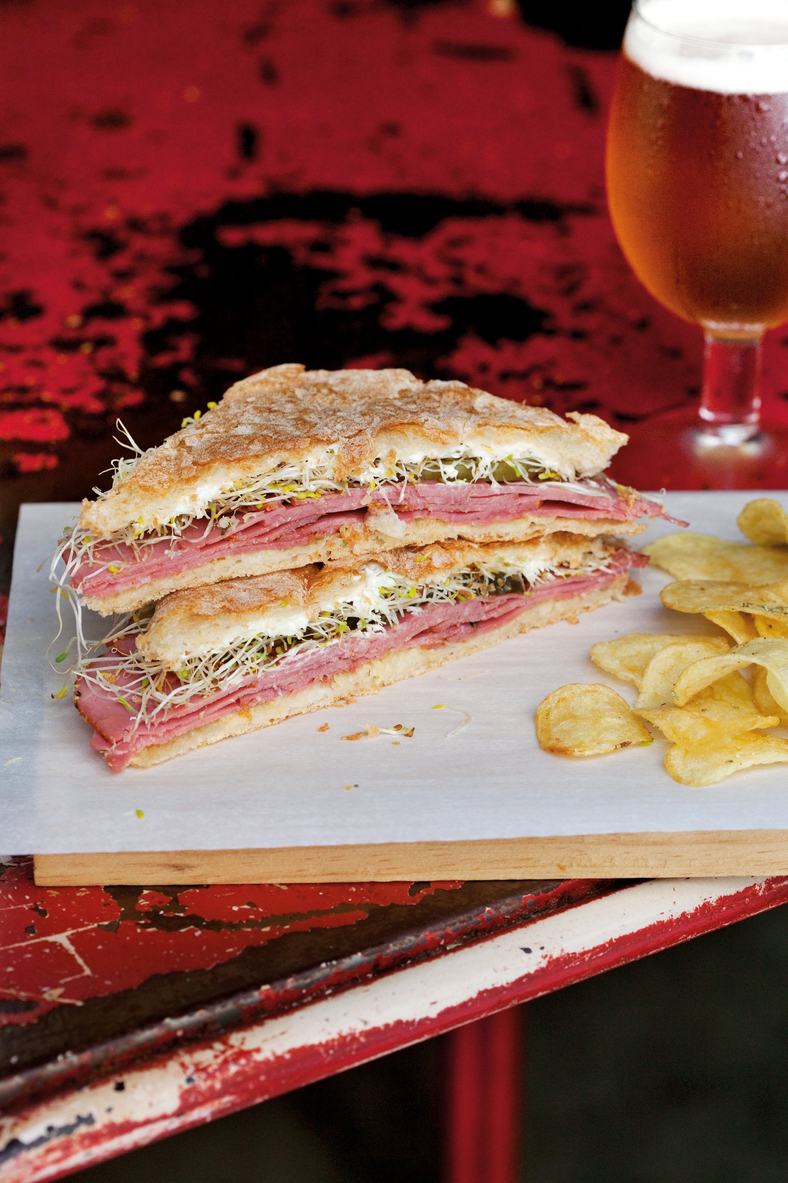 New York Deli Pastrami Sandwich