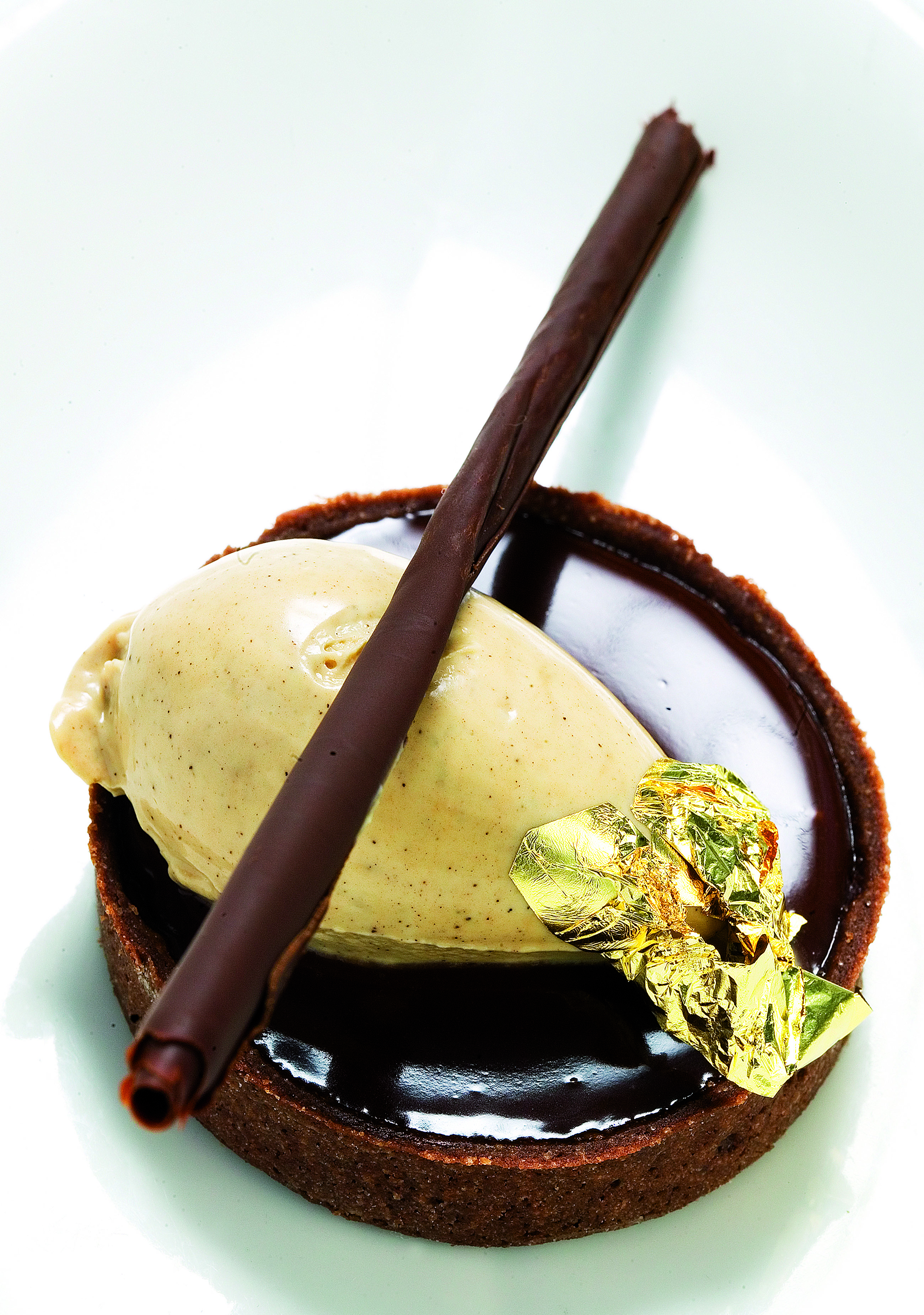 Cassoleta de xocolata i gelat de cafè