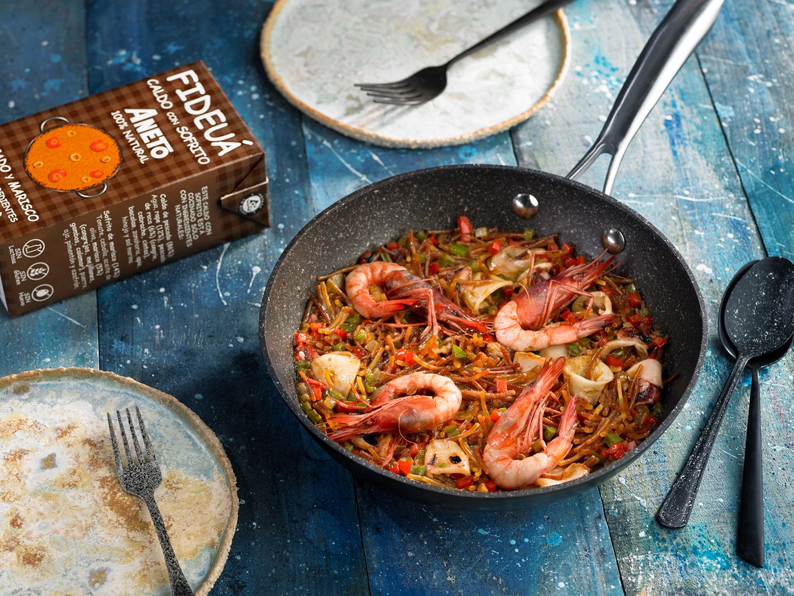 Fideuà amb gambes i calamars Fideuà amb gambes i calamars